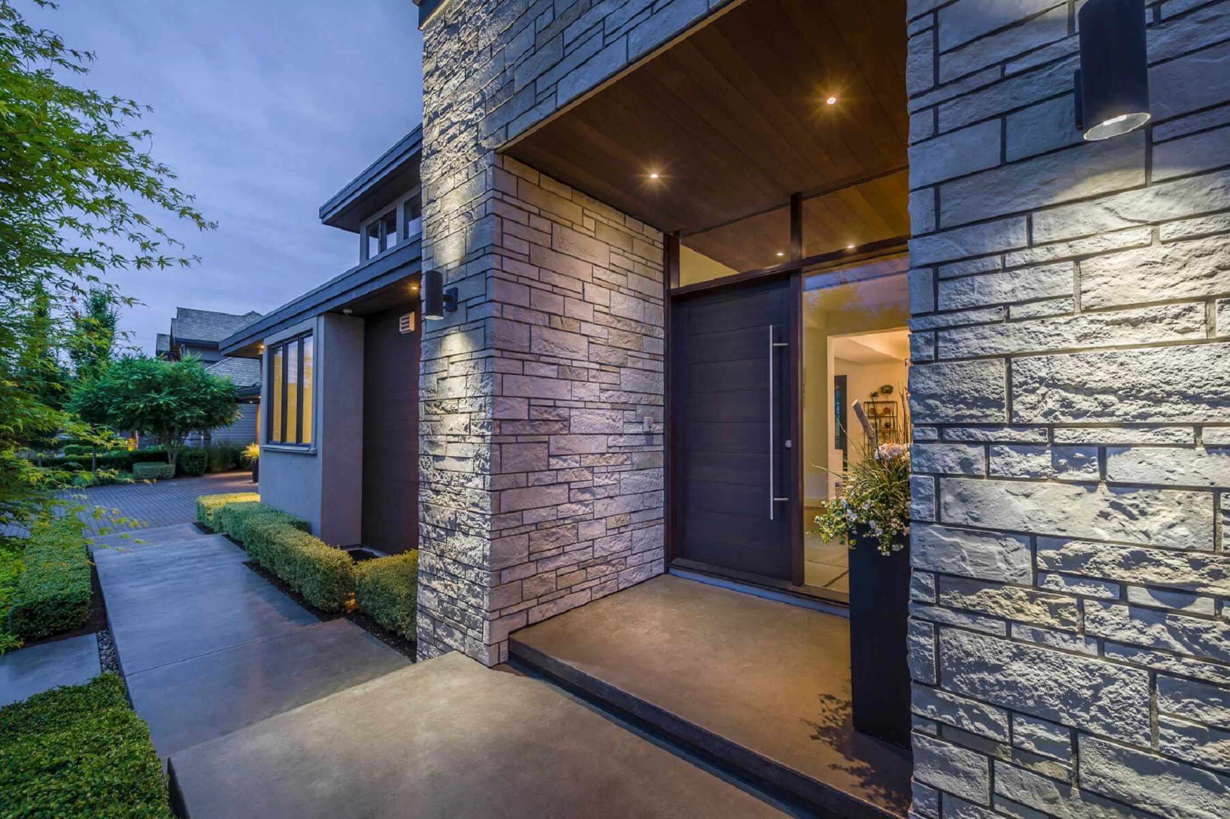 Lorena Crate – Kanata Stoneworks